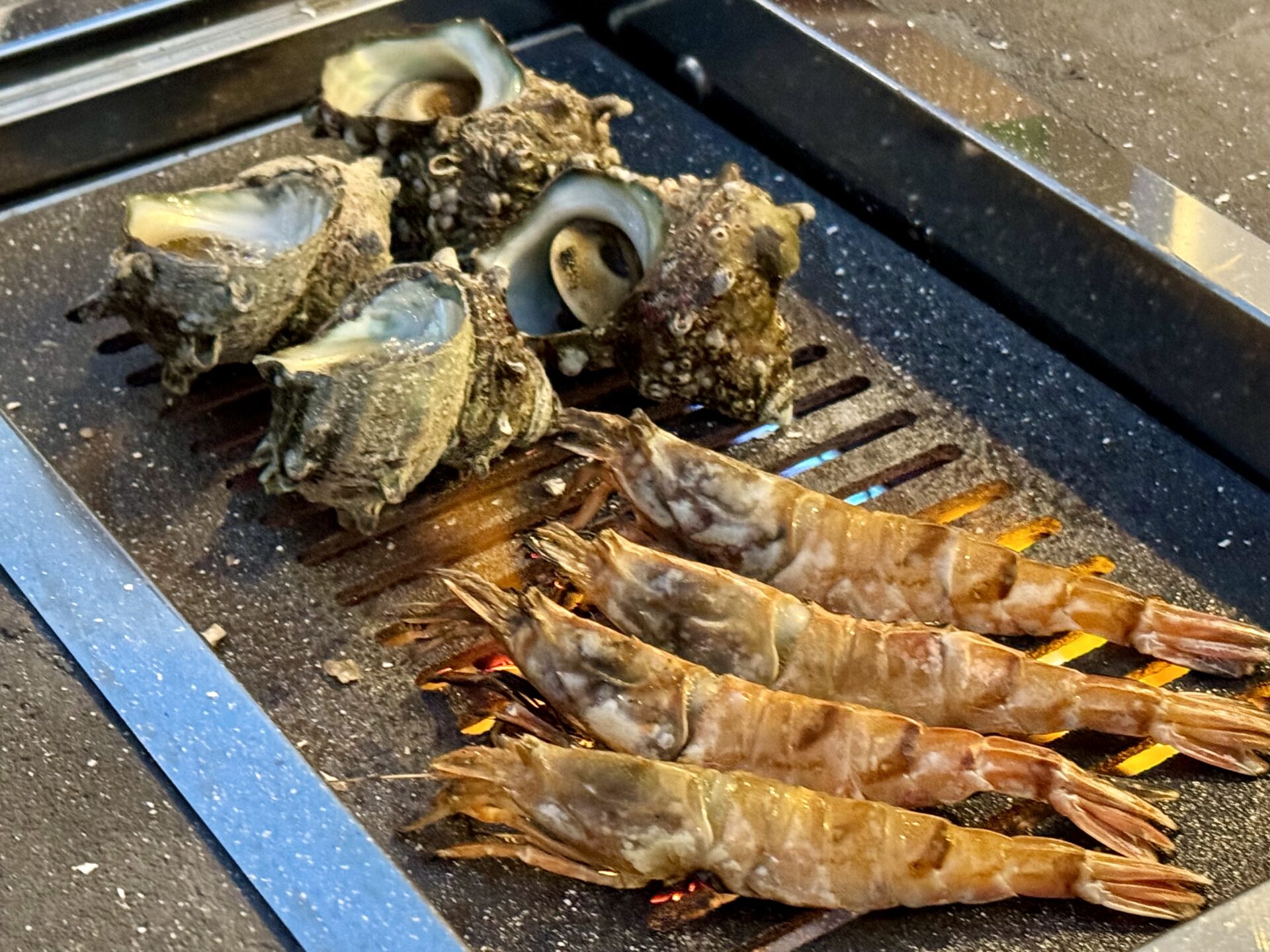 お食事 – LOCA THE JUNPU MOROYOSE | 兵庫県新温泉町諸寄 一棟貸切離れの宿